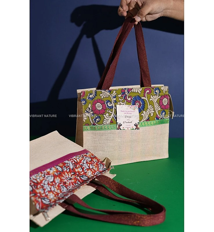Juco Kalamkari Thamboolam Bags for Wedding or any occasion | Overseas ...
